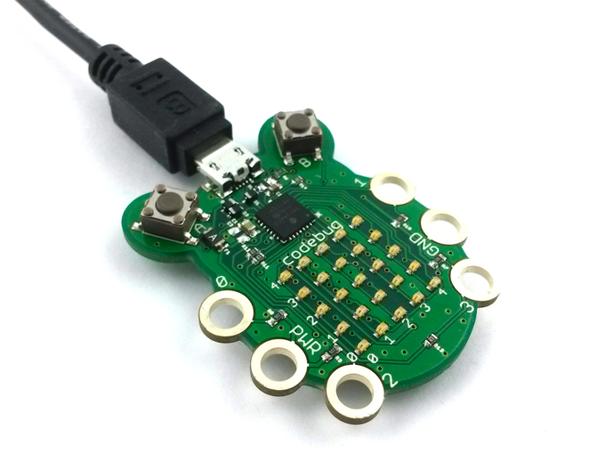 La nanocarte de programmation rapide CodeBug est disponible chez le distributeur element14